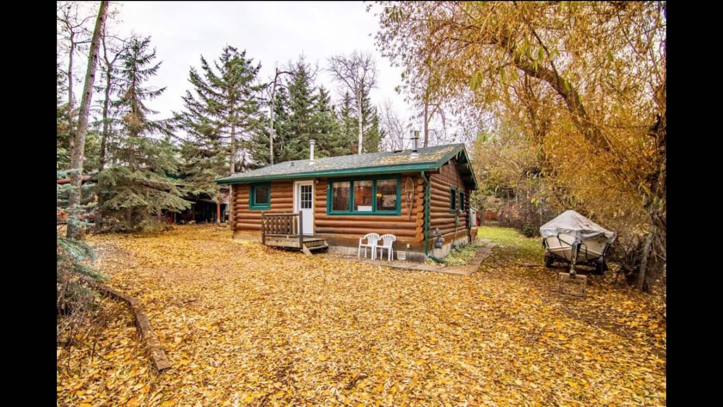 10 Unique & Best Airbnbs in Alberta to Kick Back