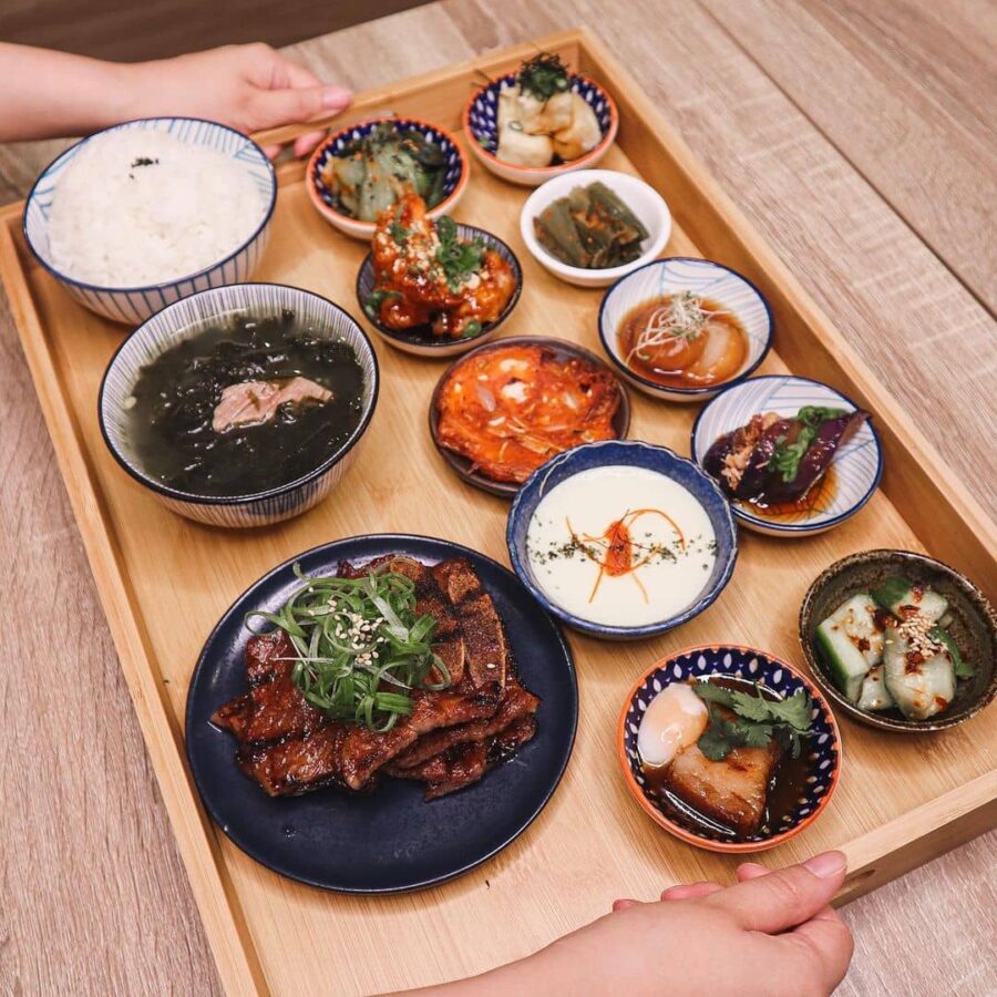 10 Best Restaurants In Gastown & What To Order (2024)