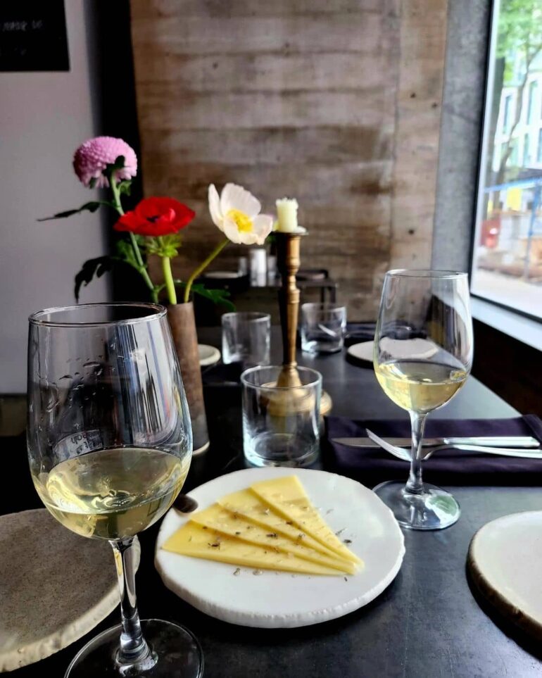 10 Best Bars In Gastown & What To Order (2024)