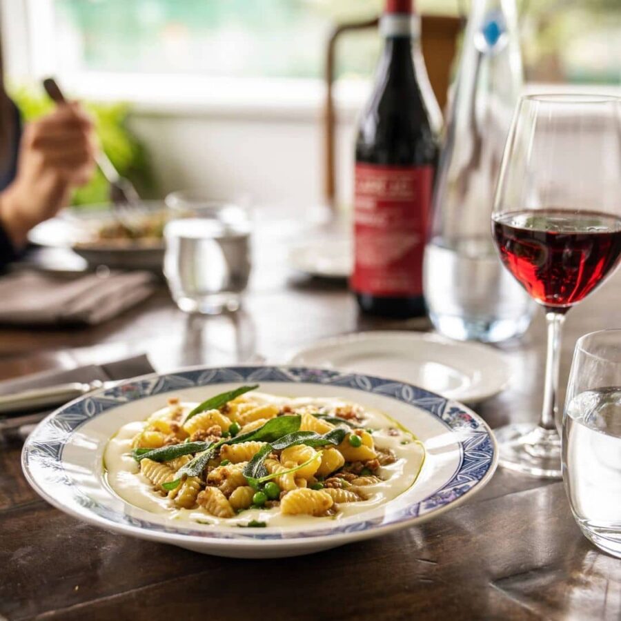 15 Best Restaurants in Calgary You Shouldn't Miss Out On