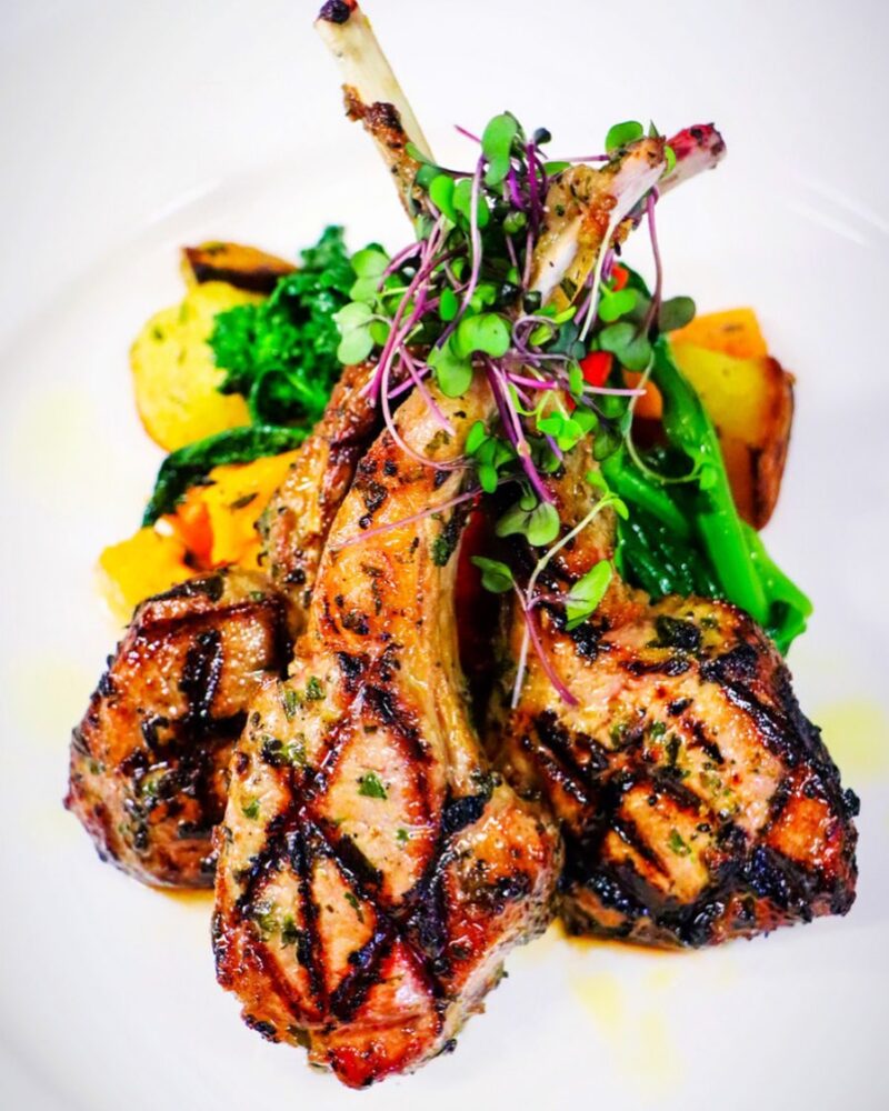 25 Best Montreal Restaurants To Dine At In 2024 (+ What To Order)