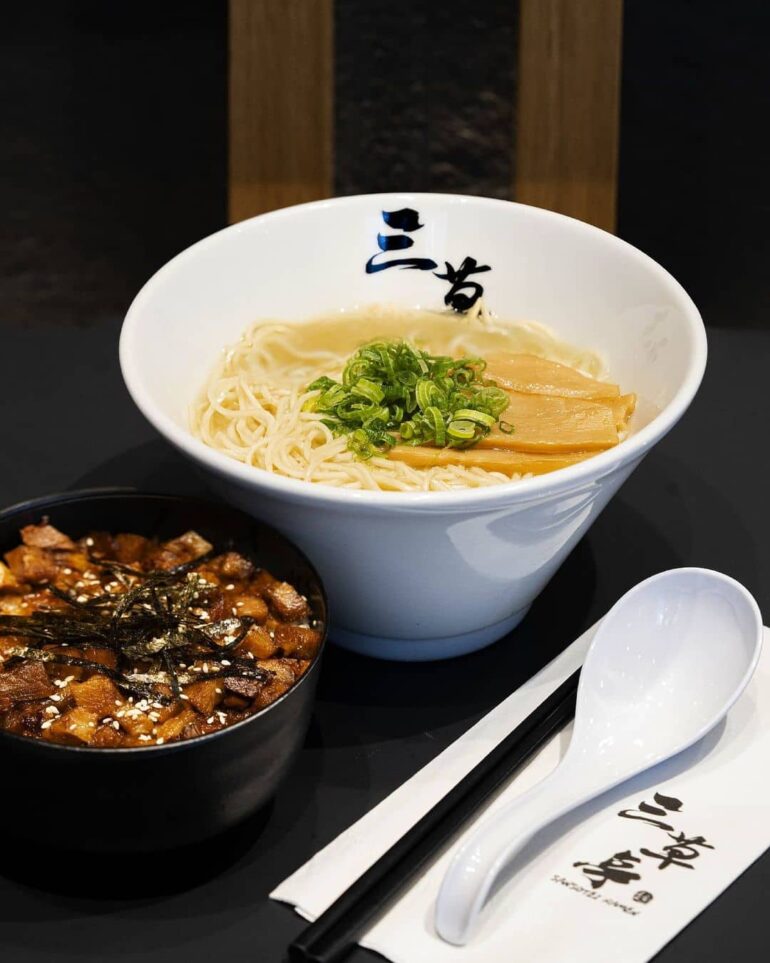 15 Best Ottawa Restaurants To Explore And Dine At In 2023 (+ What To Order)