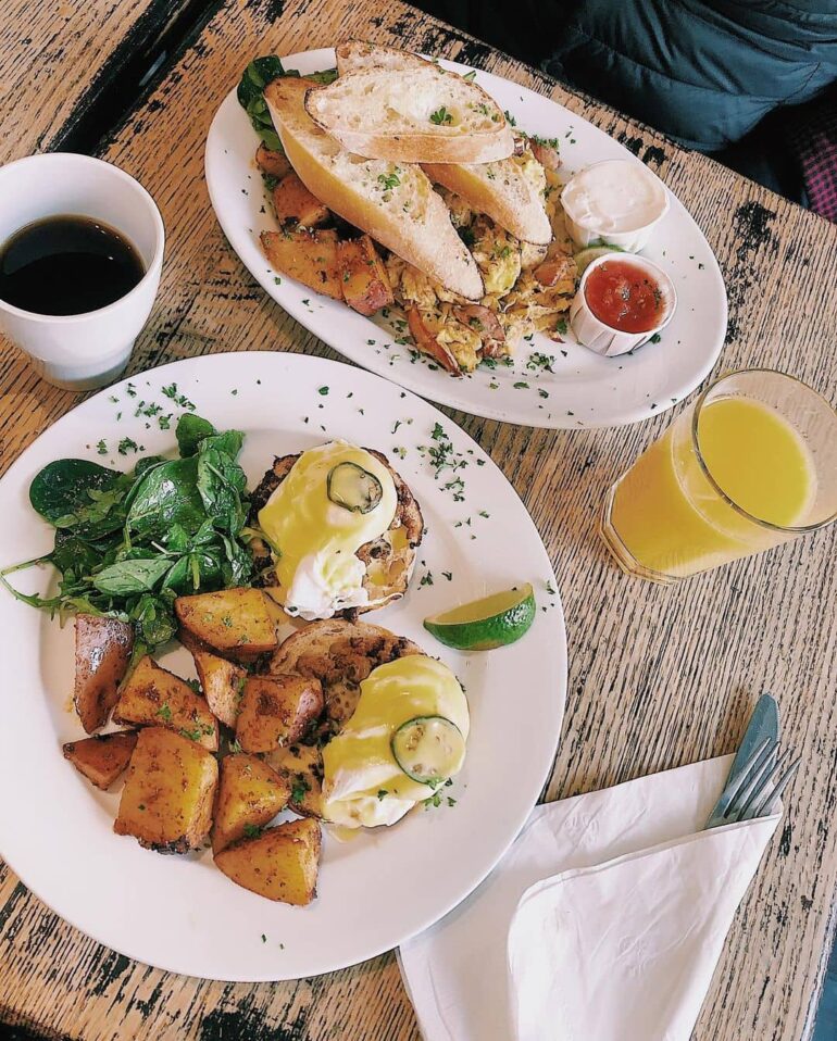 12 Best Brunch Spots In Toronto For A Hearty Meal (+ what to order)