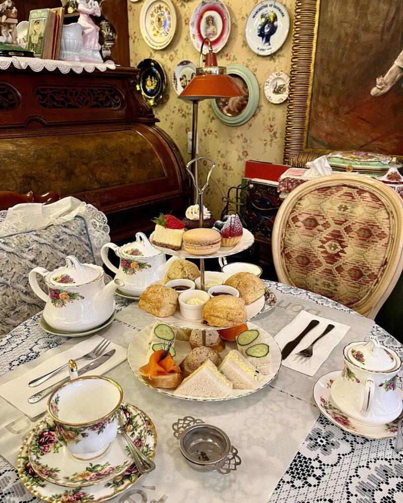 10 Best High Tea Spots In Toronto For A Cute Girls' Date