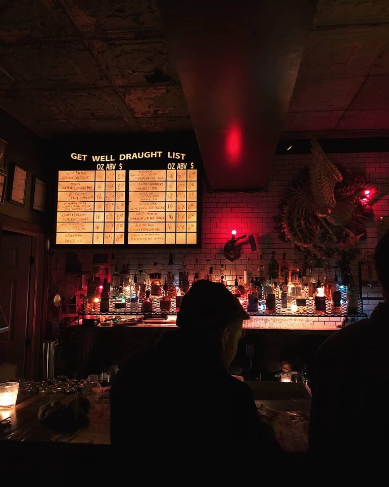 13 Best Bars In Toronto To Get Tipsy In This Year