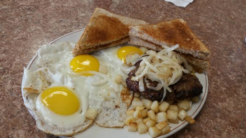 10 Best Brunch Restaurants In Edmonton For A Hearty Meal (+ what to order)