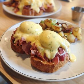 10 Best Brunch Restaurants In Edmonton For A Hearty Meal (+ what to order)
