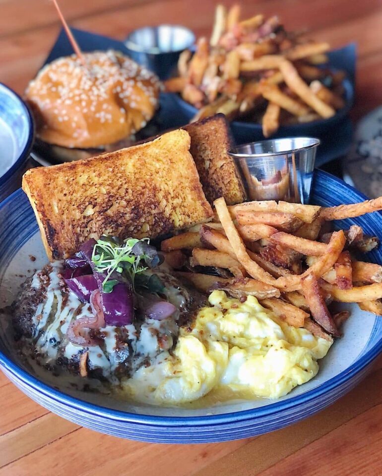 13 Best Markham Restaurants To Dine At (+ what to order)