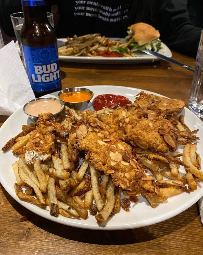 13 Best Mississauga Restaurants To Dine At (+ what to order)