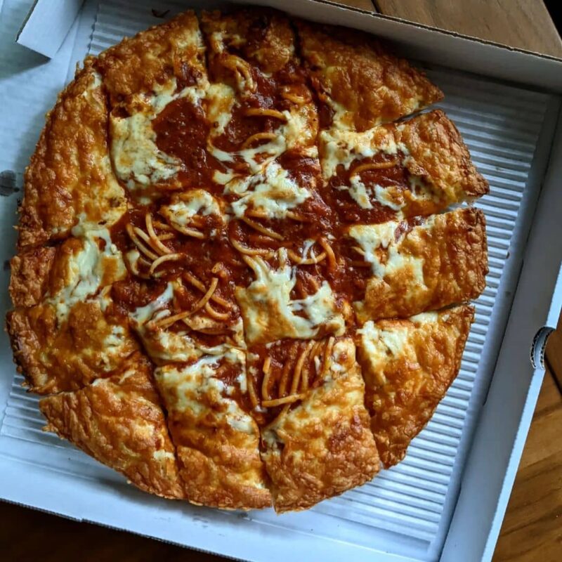 10 Best Edmonton Pizza Spots For A Good Pie (+ what to order)