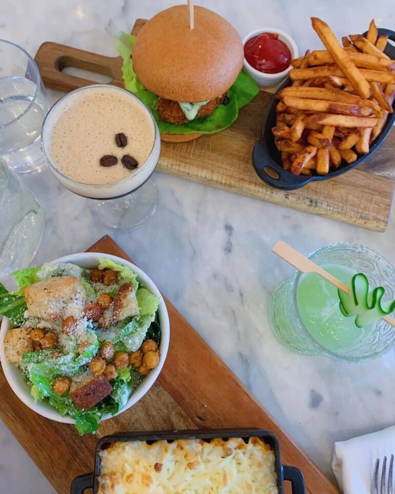 13 Best Vegan Restaurants in Toronto To Eat At (+ what to order)