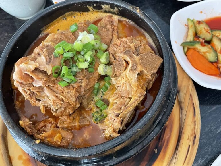 13 Best Barrie Restaurants & What To Order (2024)