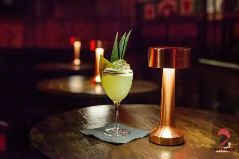 12 Best Montreal Bars & Cocktail Lounges For A Drink (+ What To Order)