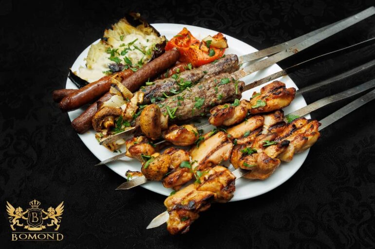 12 Best Richmond Hill Restaurants You Must Try (+ What To Order)