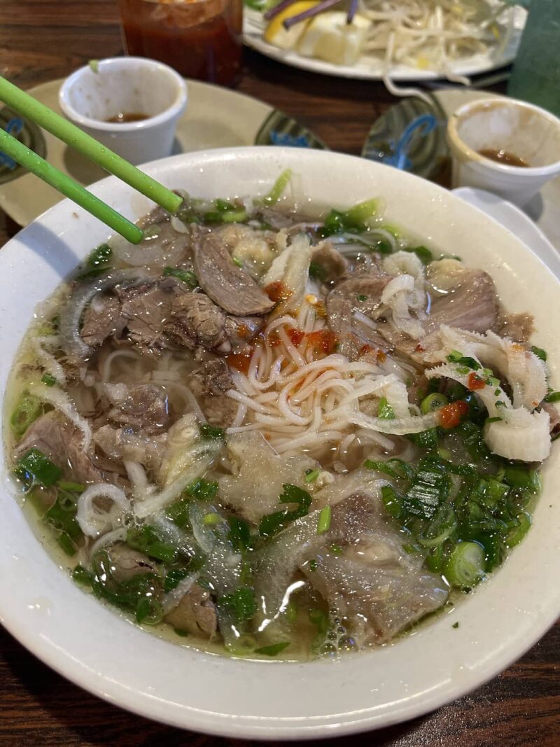 12 Absolute Best Bellingham Restaurants to Explore in 2024!