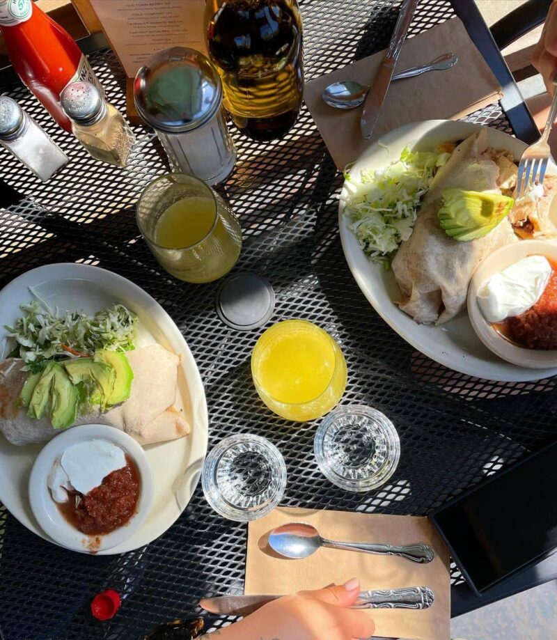 12 Absolute Best Bellingham Restaurants to Explore in 2024!