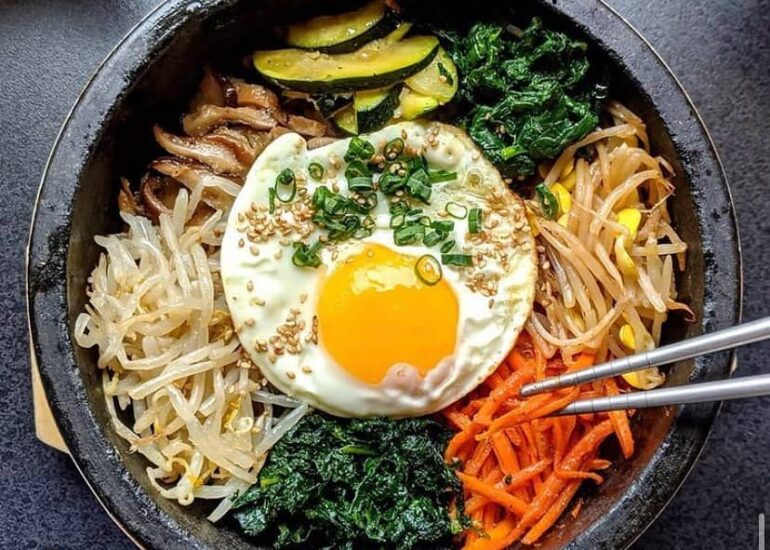 12 Absolute Best Bellingham Restaurants to Explore in 2024!