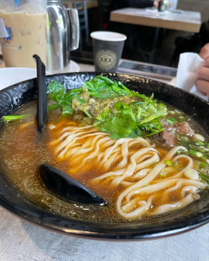 12 Best Chinese Restaurants in Burnaby To Dine At (+ What To Order)