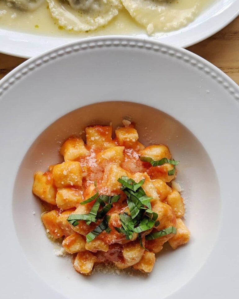 12 Best Italian Restaurants in Montreal to Dine At (+ What To Order)