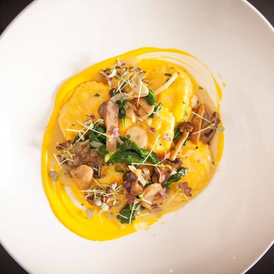 12 Best Oakville Restaurants To Dine At (+ What To Order)