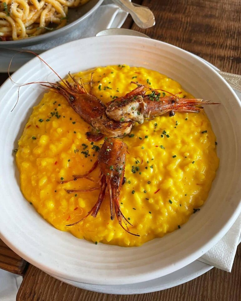 12 Best Bellevue Restaurants & What To Order (2026)