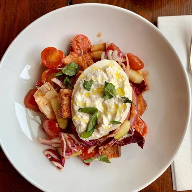 12 Best Bellevue Restaurants & What To Order (2023)