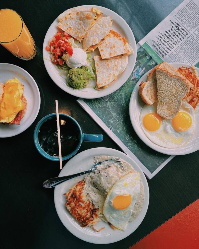 11 Best Breakfast Restaurants In Seattle & What To Order (2024)