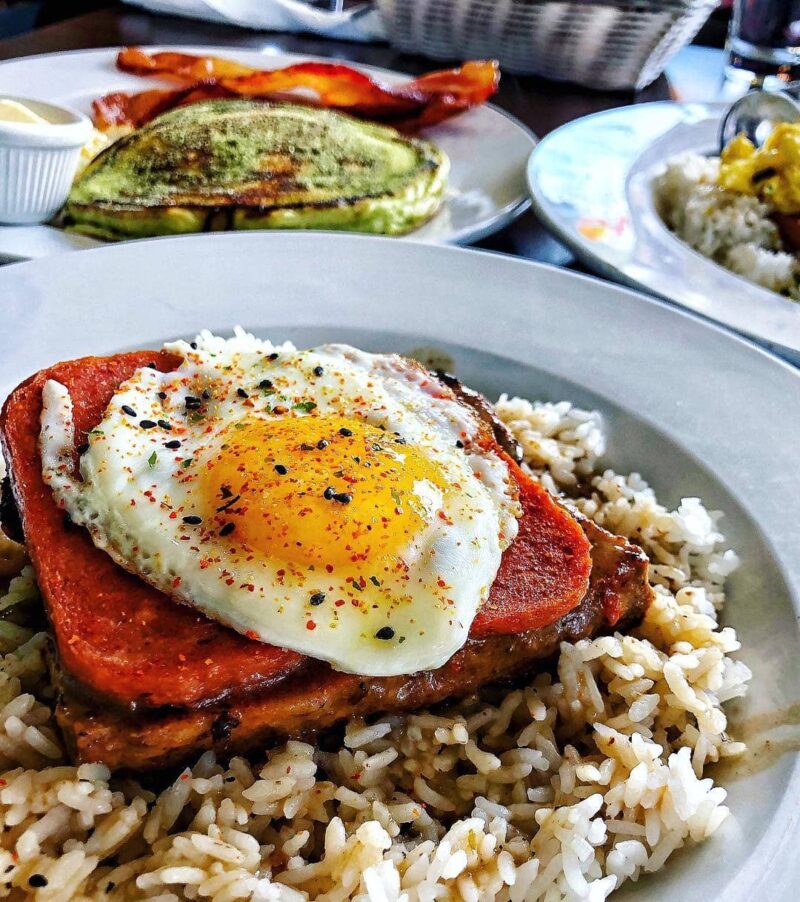 10 Best Seattle Brunch Spots & What To Order (2024)