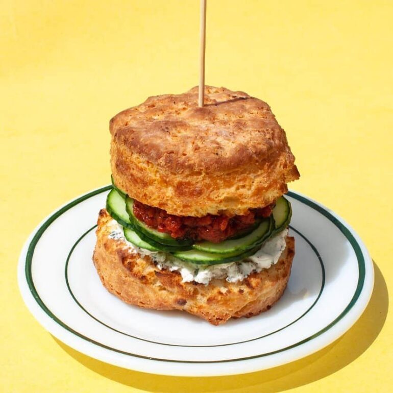 10 Best Seattle Brunch Spots & What To Order (2024)
