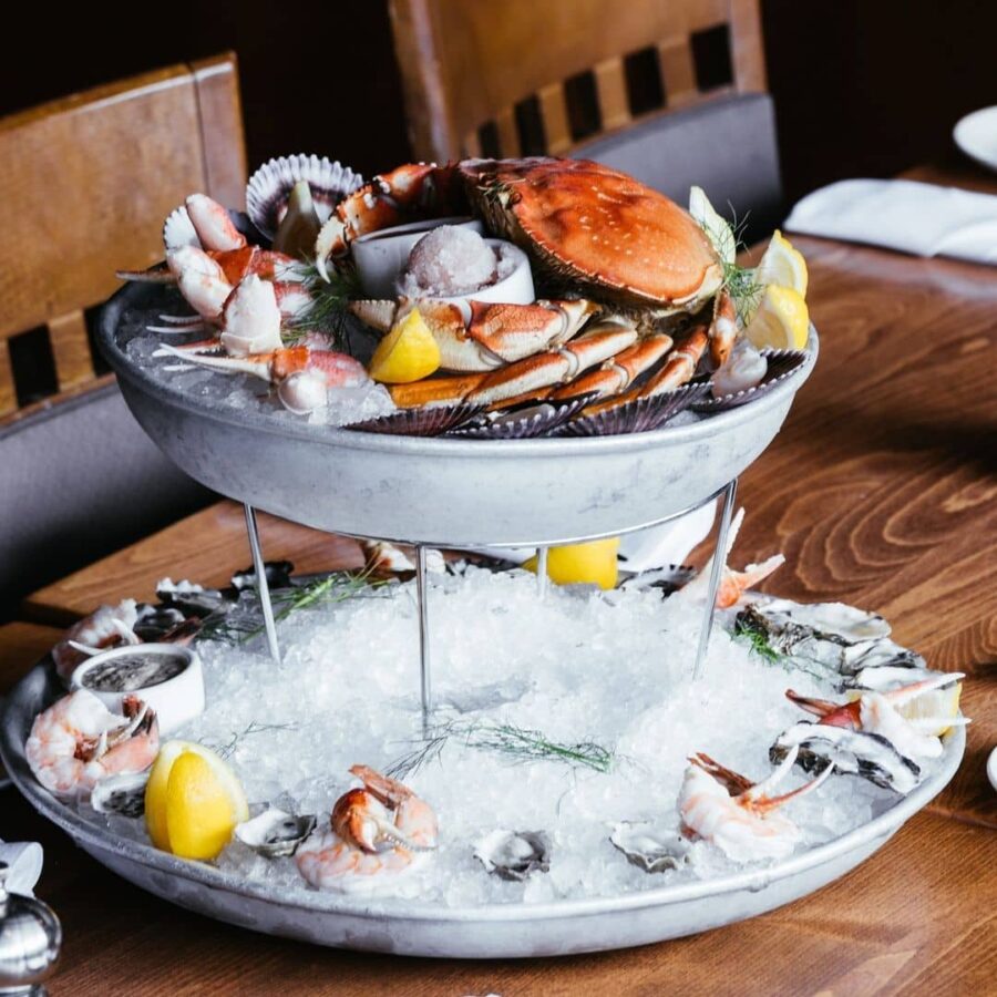 13 Best Seafood Restaurants In Seattle & What To Order (2024)
