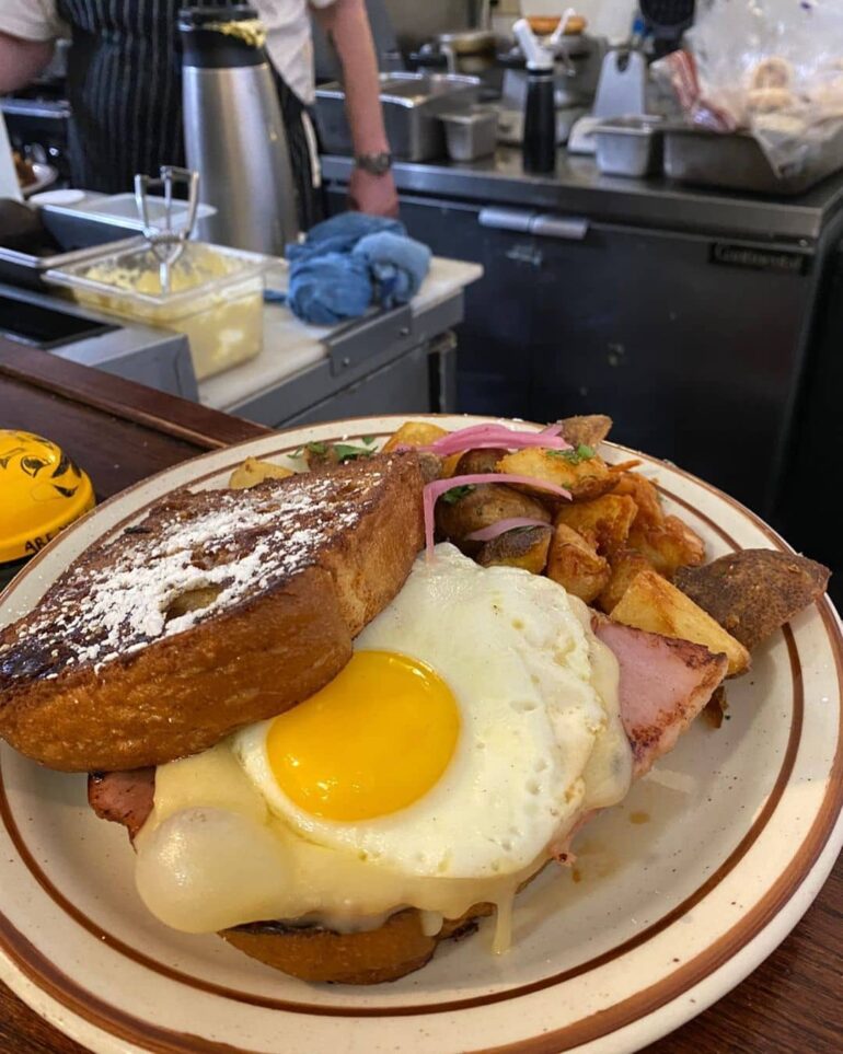 13 Best Brunch In Portland & What To Order (2024)