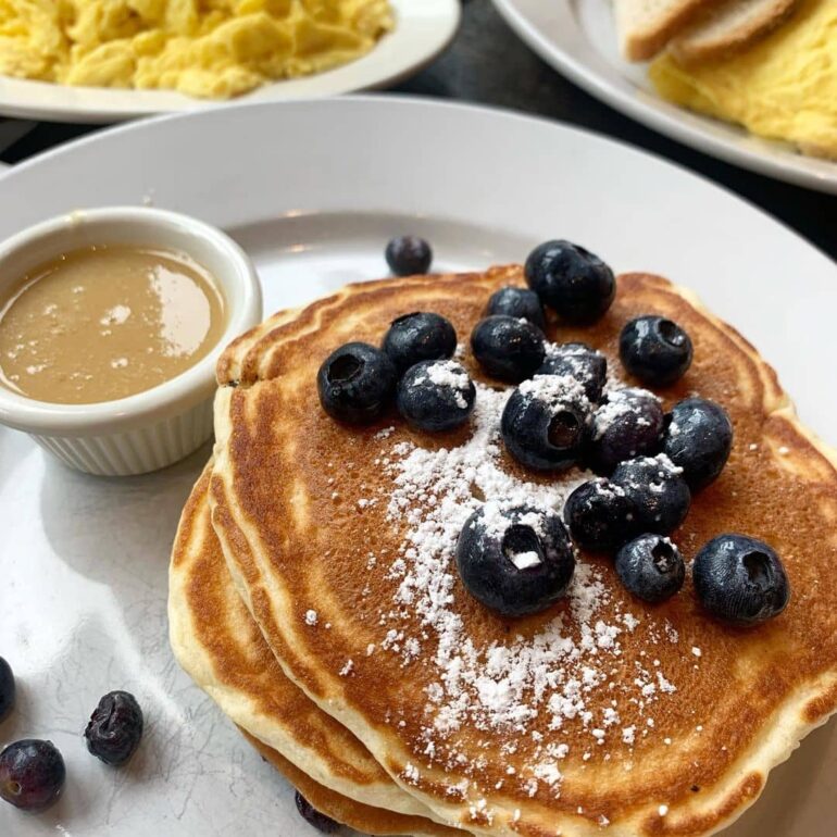 15 Best Breakfast Restaurants In NYC To Start Off Your Day Right ...