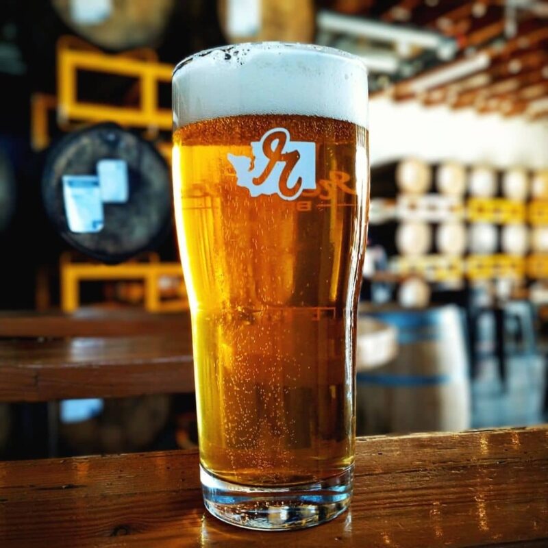 12 Best Breweries In Seattle For A Drink (+ What To Order)