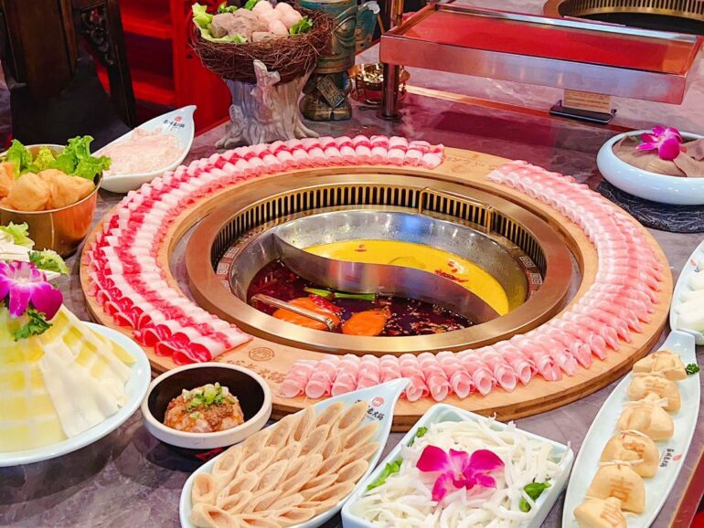 7 Best Hot Pot Restaurants In Seattle For A Warm Meal (+ What To Order)