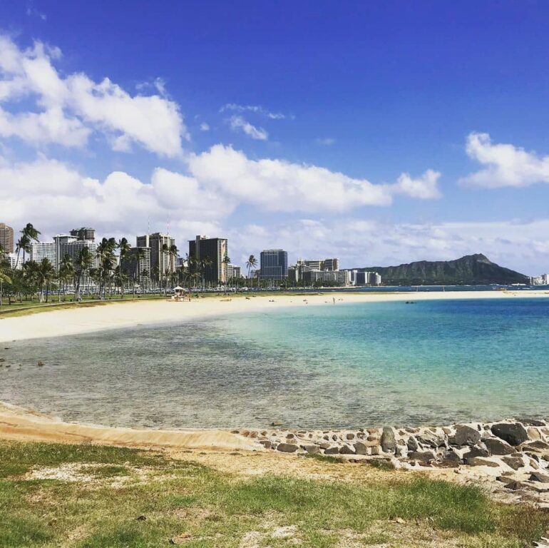10 Best Beaches in Oahu Hawaii You've Got To Visit