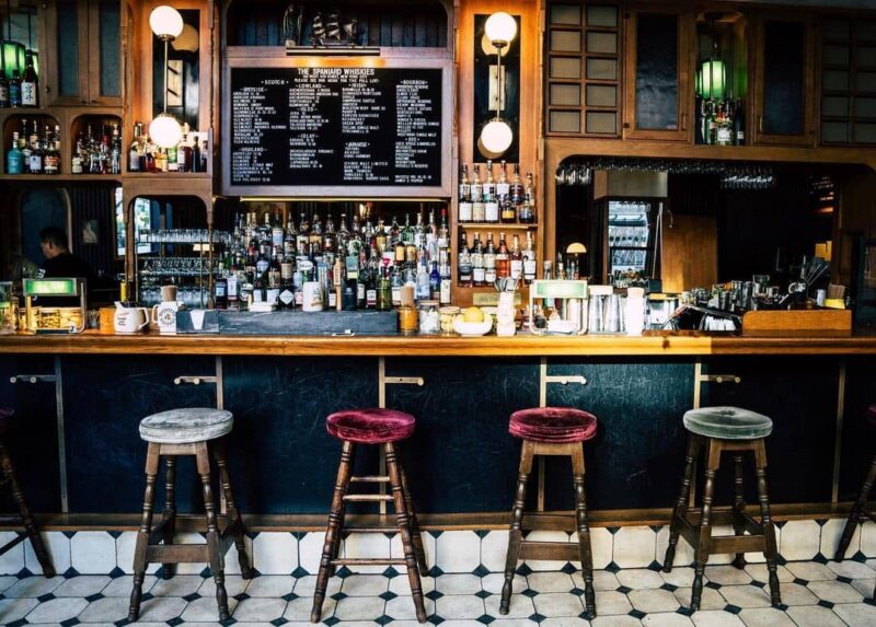 11 Best West Village Bars To Grab A Drink & Have A Good Time (+ What To ...