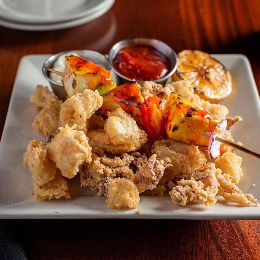 17 Best Seafood Restaurants In Chicago To Eat At In 2024 (+ What To Order)