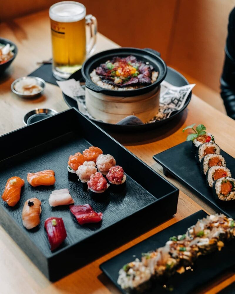 12 Best River North Restaurants To Eat At In 2024 (+ What To Order)