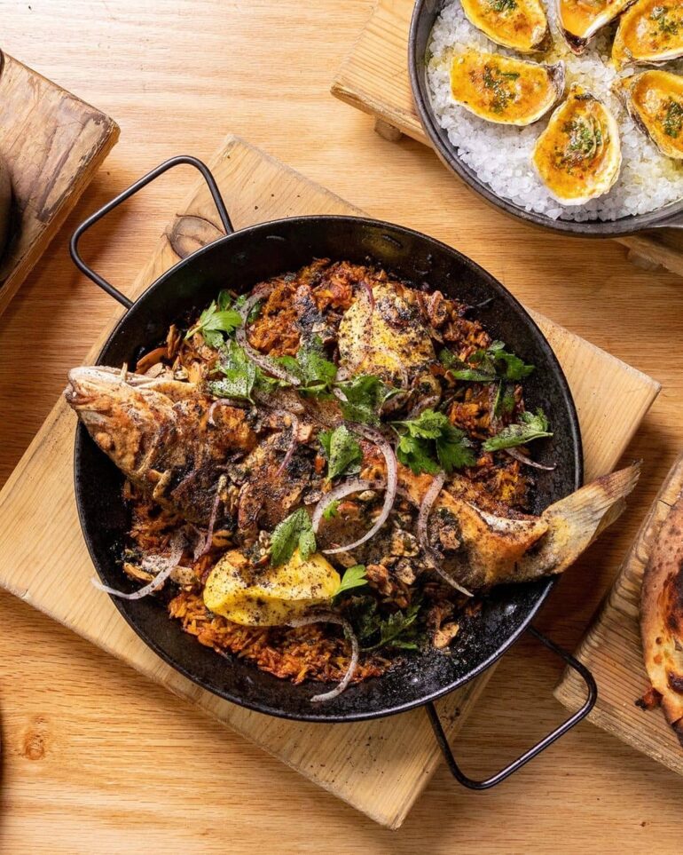 13 Best West Loop Restaurants To Eat At In 2024 (+ What To Order)