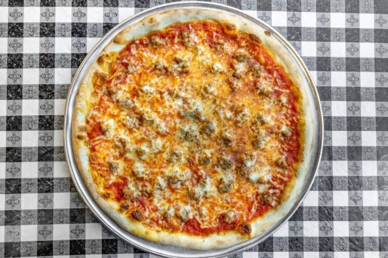 15 Best Italian Restaurants In Chicago To Eat At In 2024 (+ What To Order)