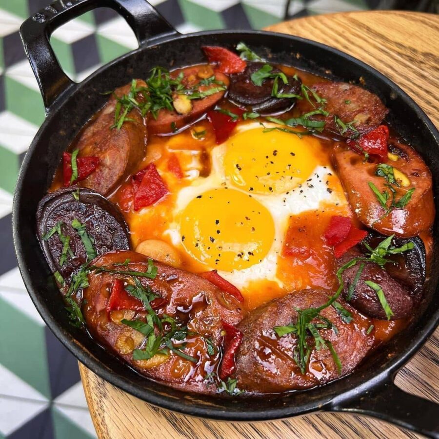 14 Best Brunch Spots In Los Angeles To Eat At In 2024 (+ What To Order)