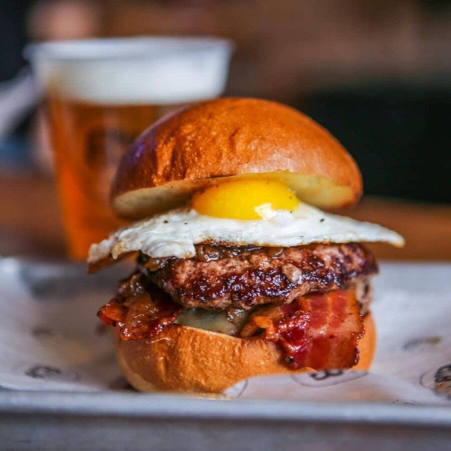 12 Best Burgers In NYC To Eat In 2024 (+ What To Order)