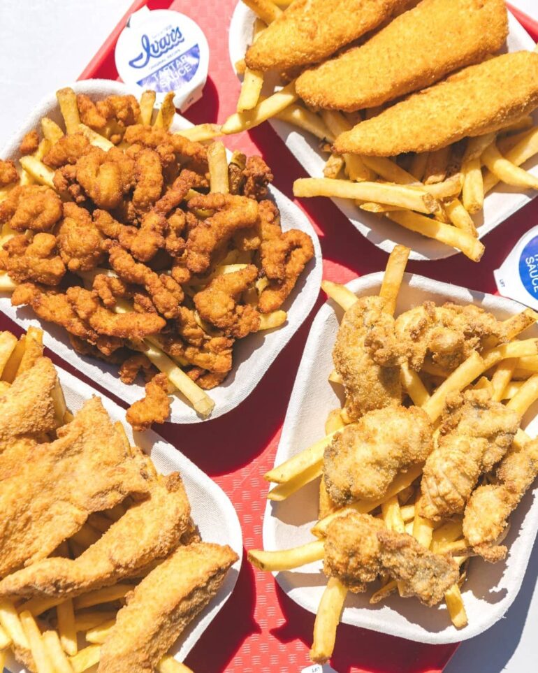 11 Best Seattle Waterfront Restaurants To Eat At In 2024 (+ What To Order)