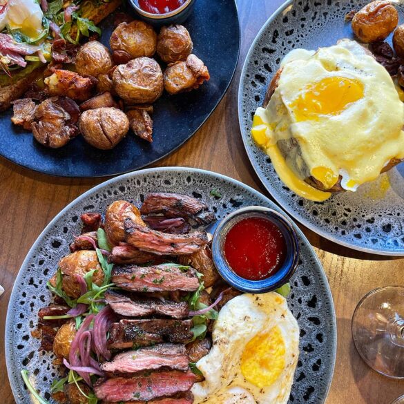 10 Best Brunch Restaurants In Edmonton For A Hearty Meal (+ what to order)