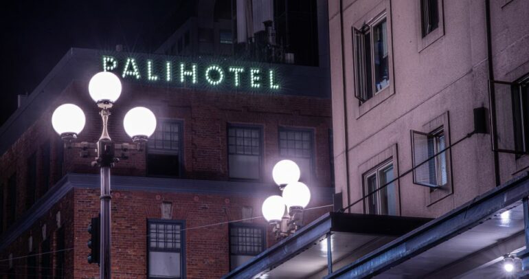 3 Best Ghost Tours In Seattle For A Spooky Adventure