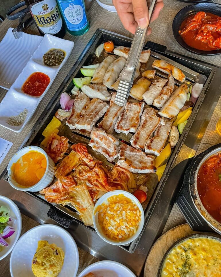 12 Best Korean Restaurants In Los Angeles To Eat At In 2024 (+ What To ...