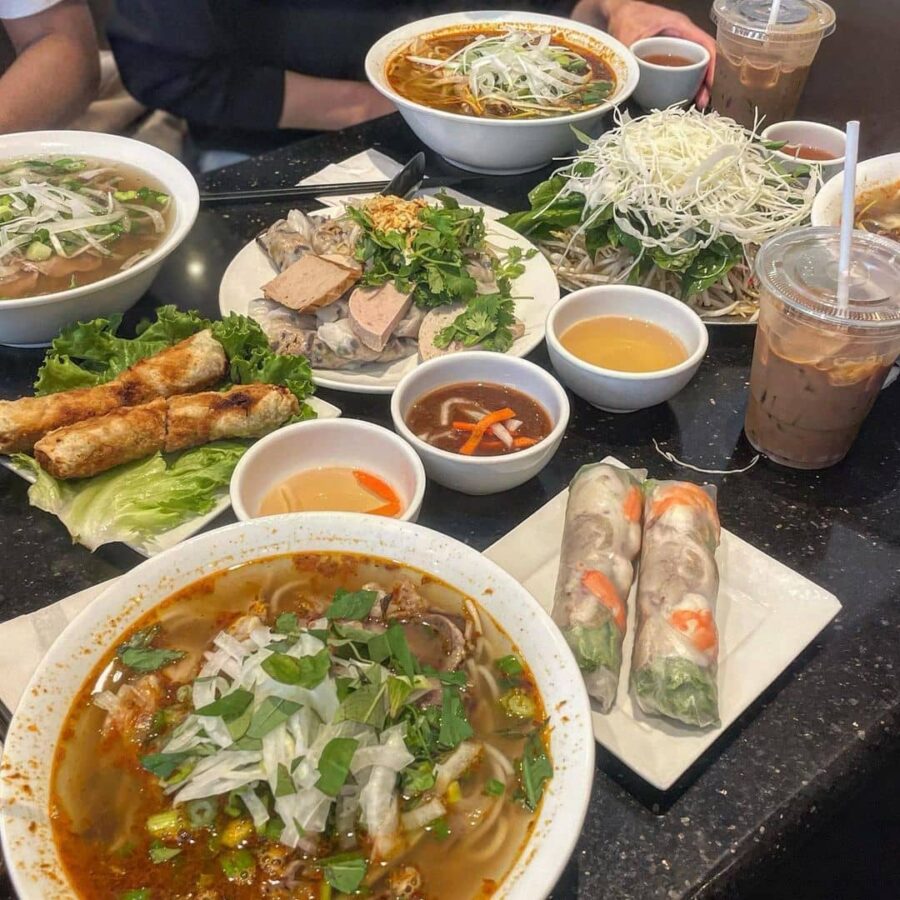 12 Best Vietnamese Restaurants In Toronto To Eat At In 2024 (+ What To ...