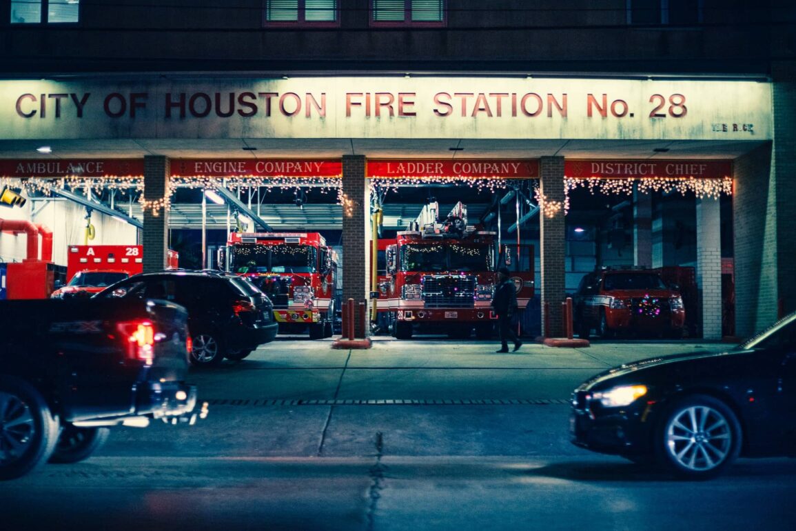 Seattle vs. Houston: Comparing Cost of Living, Crime & Safety, and ...