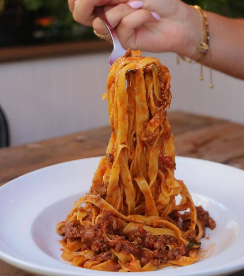 12 Best Restaurants in Hell's Kitchen & What To Order (2026)