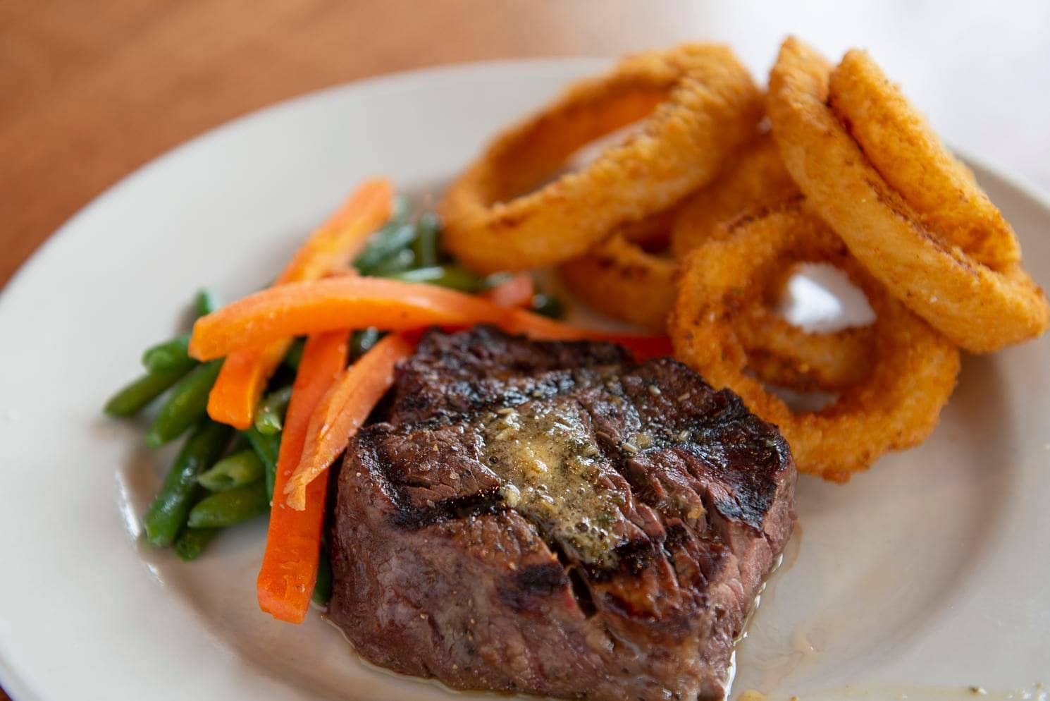 12 Best Steakhouses in Seattle You Gotta Try (2025)